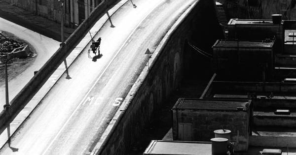 A Tale of Two Cities: Broken Dreams
